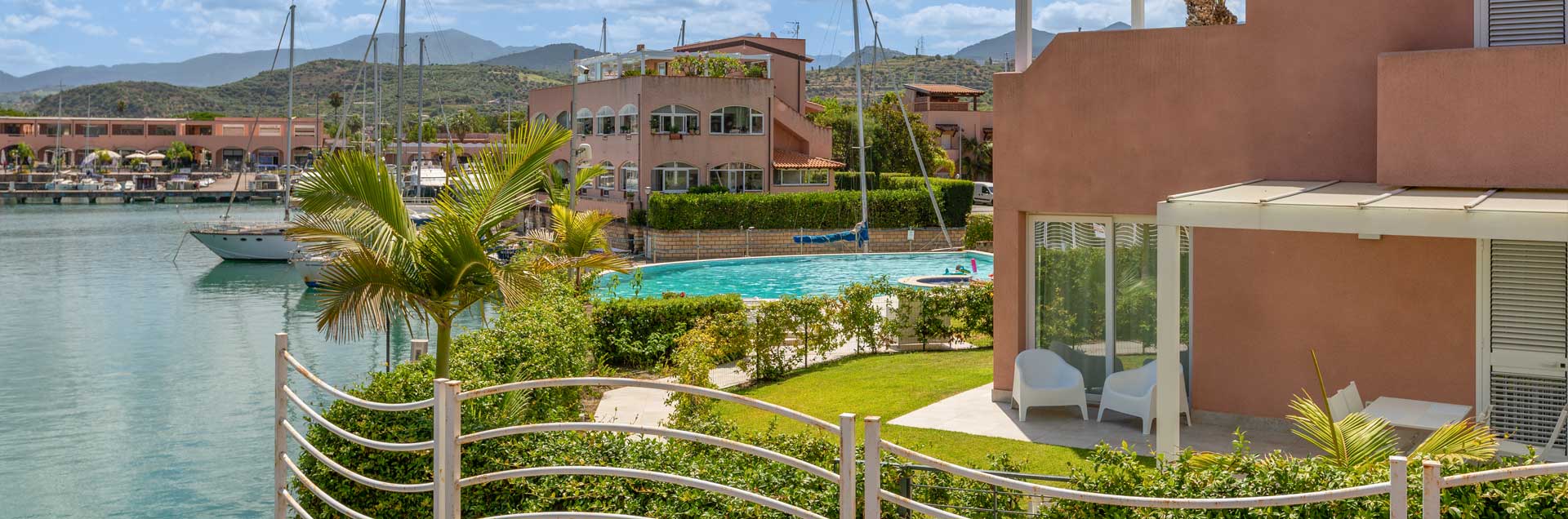 Portorosa Sicilia - Complesso Turistico a Furnari